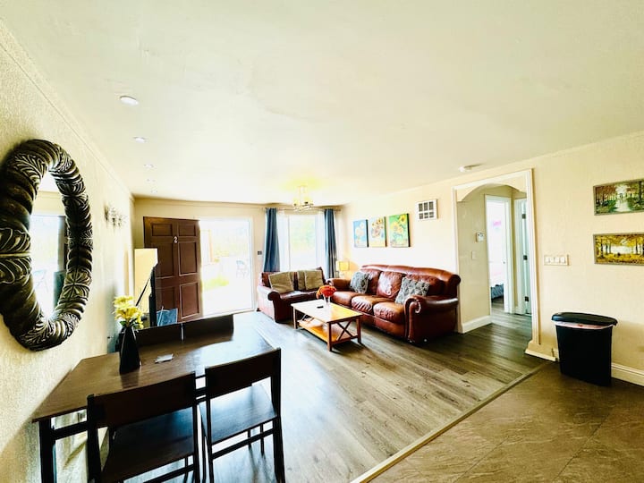 2br Coastal Retreat • Quiet, Safe Area • Parking - Daly City, CA