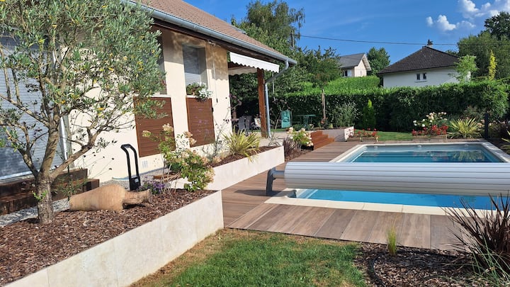 Villa : Jardin, Piscine L'été Et Le Ski L'hiver - Le Bourget-du-Lac