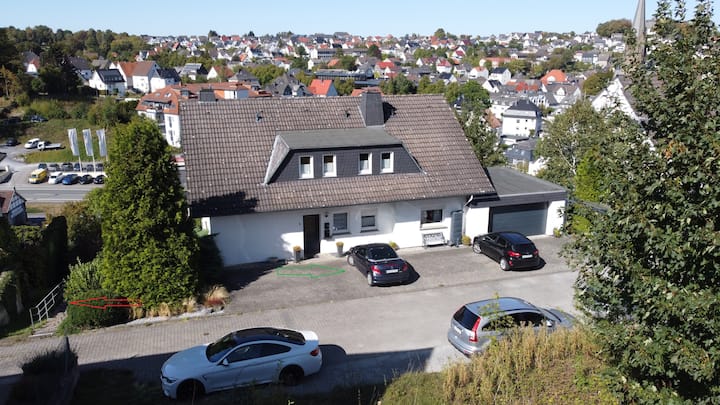 Ruhige Ferienwohnung Für 4 Gäste In Warstein - Rüthen