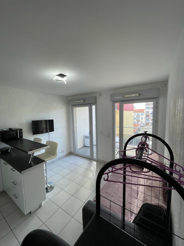 Studio Au Calme Nice Avec Parking Intérieur - Nizza