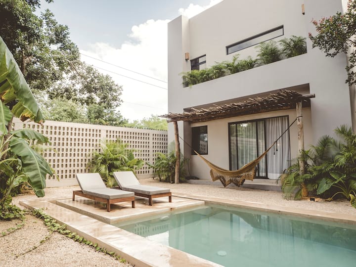 Tropical Villa - 6br | Pool, Rooftop & Privacy - Quintana Roo