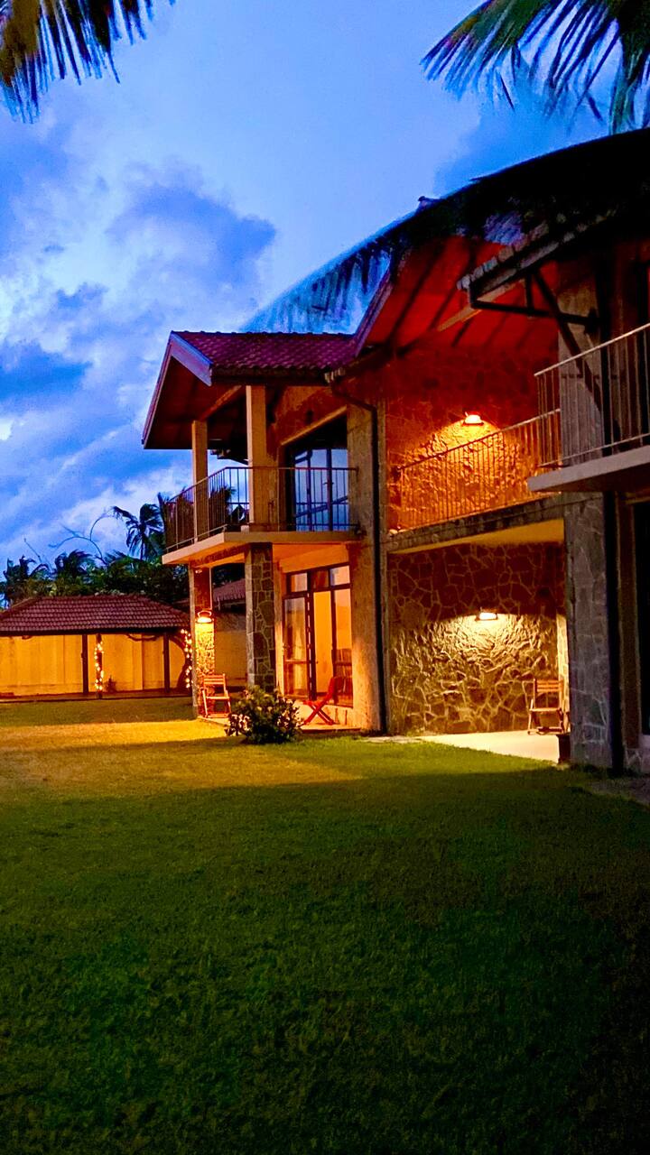 Spice Of Ceylon - Beach Hotel With Pool - Sri Lanka