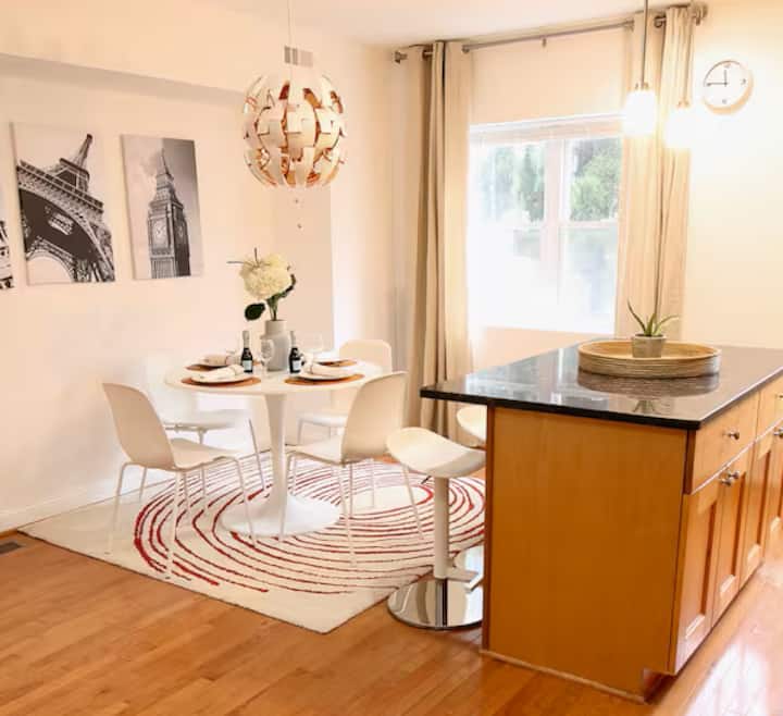 Capitol Hill 3br•free Parking•walk To Metro • 4tvs - Washington, D.C., DC