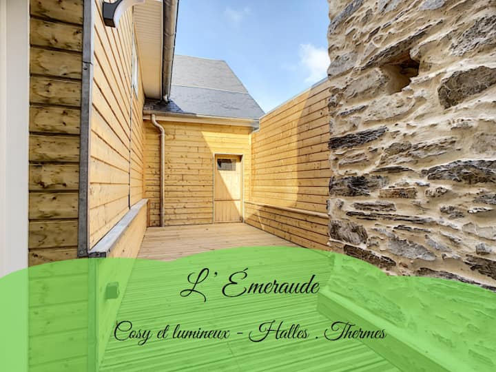 [L'abbat-jour] L'émeraude  Plein Sud  Thermes - Hautes-Pyrénées