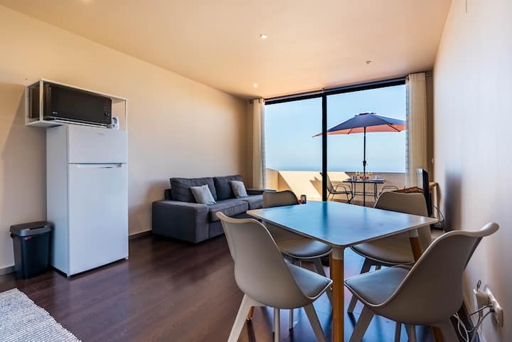 Villa Pinheira I Modern, 2 Bedroom House, Sea View - Estreito da Calheta