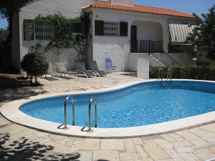 Chalet Con Piscina Privada, Jardín Espacioso, Wifi - Alcossebre