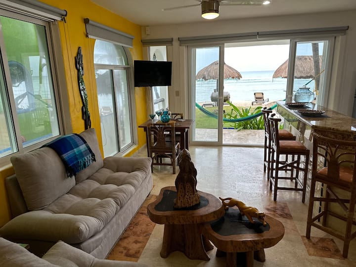 Ground Level Condo Right On The Beach With Pool! - Akumal