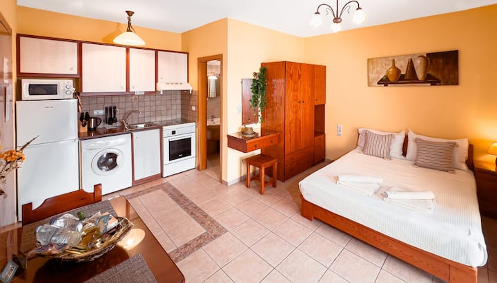 Entire Apartment In Skiathos Town - Skiathos