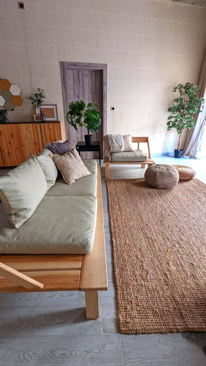 Tranquil & Homely Spacious Maisonette. - Malta