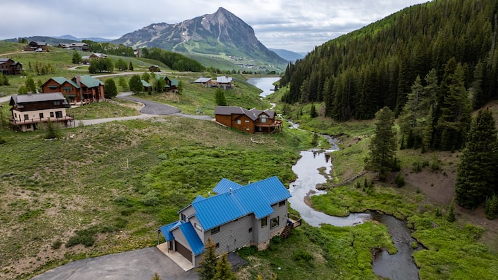 The Long Lake Lodge: Walk To Lake, Private Home - Crested Butte, CO