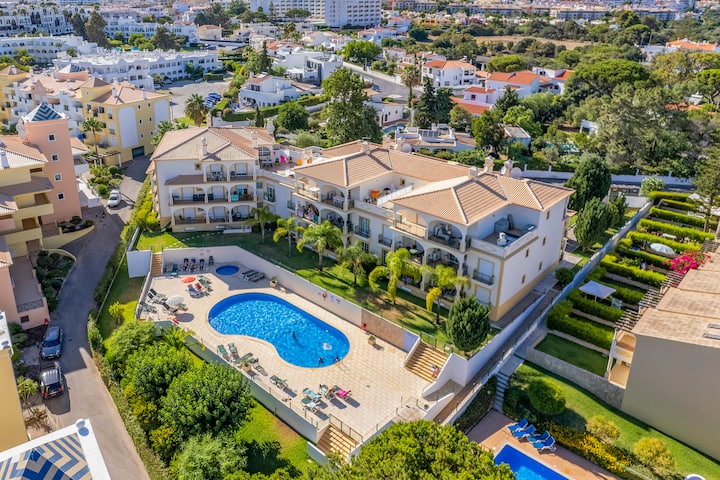 Appartement Confortable Avec Grande Terrasse - Albufeira
