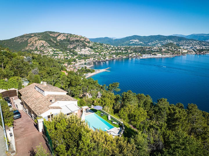 Villa Vue Mer Panoramique Sur La Baie De Cannes - Cannes