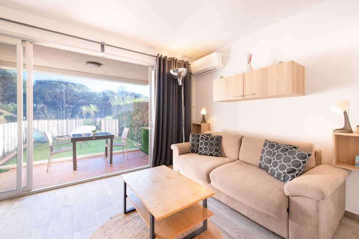 Studio Cabine Climatisé -4 Pers- Proche De La Mer - Sainte-Maxime