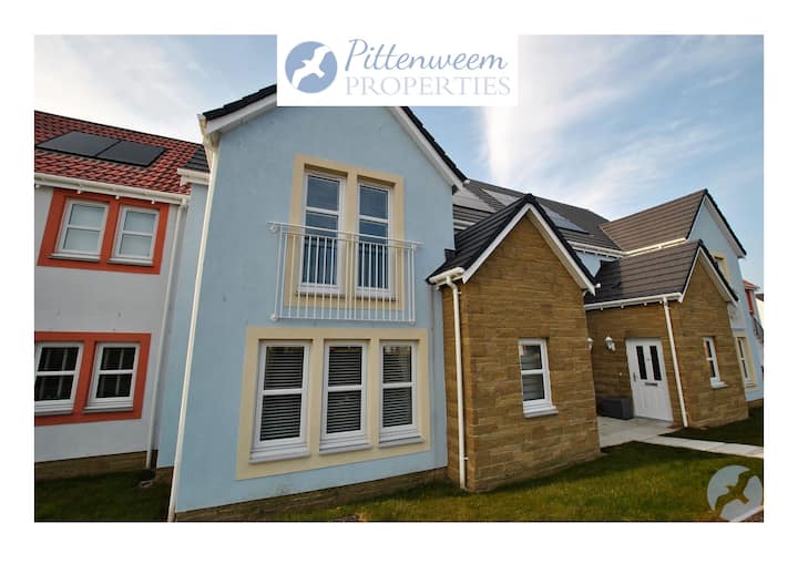 Maeyar-contemporary Apartment In Coastal Village - Anstruther