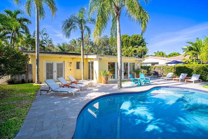 Mid-century Oasis | Resort Backyard | Near Beach - Fort Lauderdale