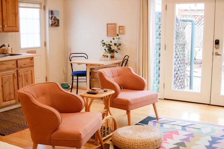 Cactus Bud Casita Inviting Bright Studio Near Uofa - Tucson