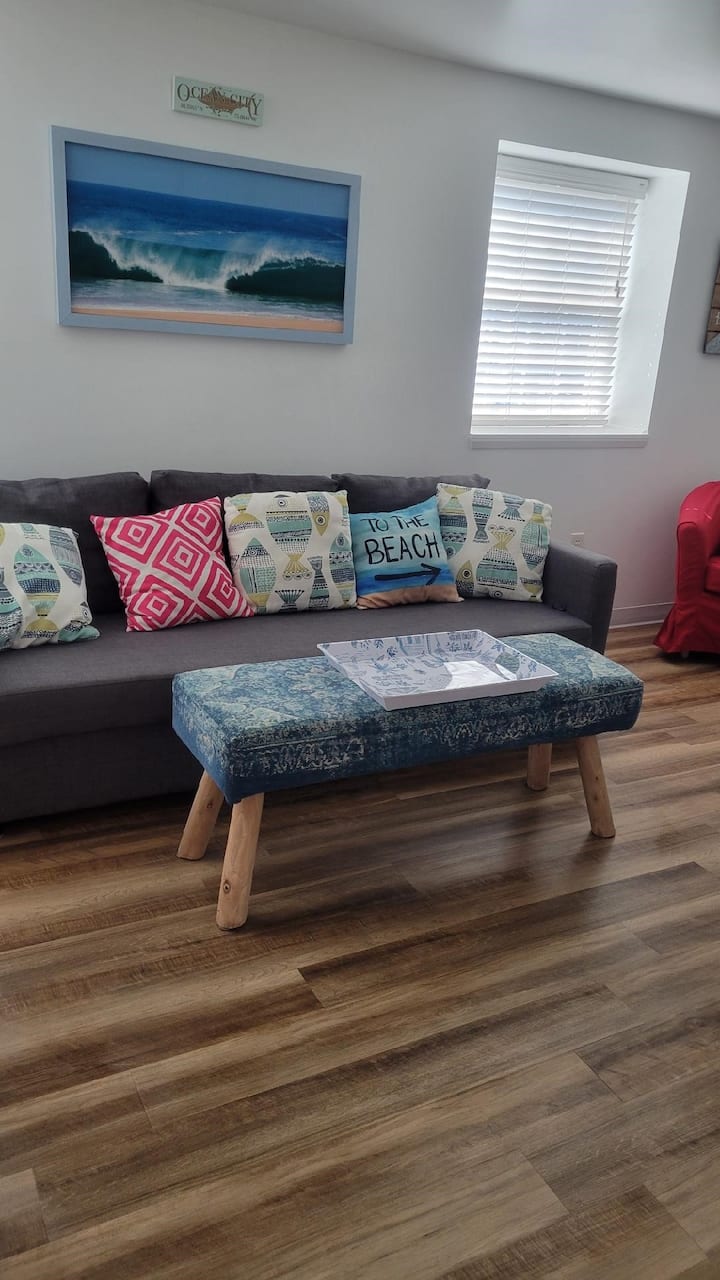 Gorgeous Bayside Royal Palm Court Updated Condo - Ocean City, MD