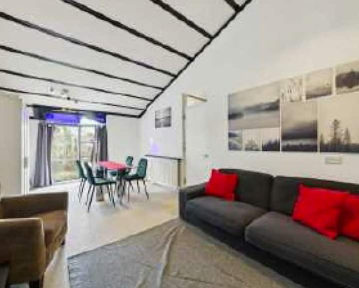 Chiswick Place - Home For Up To 3 Guests - Brentford