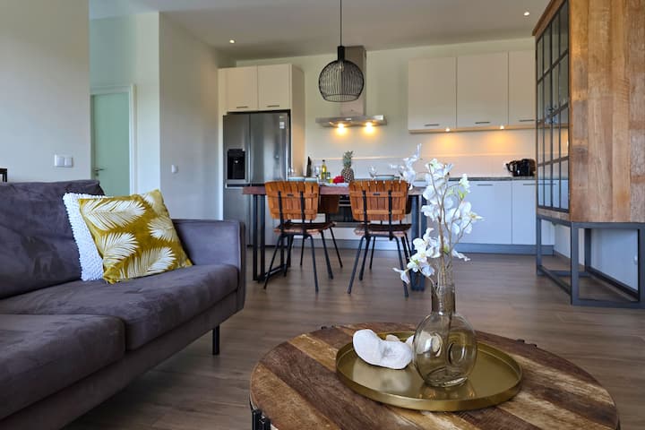 Utilities Included: Luxury 2br Near Blue Bay Beach - Curaçao