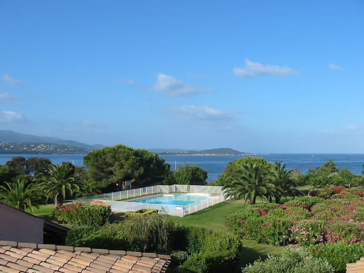 Superbe T2 Vue Mer Avec Grande Piscine Et 2 Tennis - Ajaccio