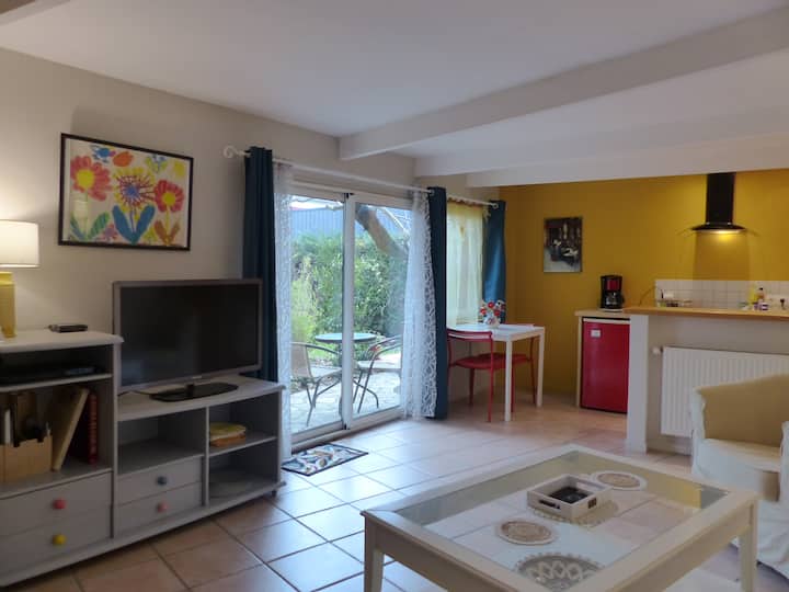 T2 Indépendant Sur Jardin, Proche Rouen. - Saint-Étienne-du-Rouvray