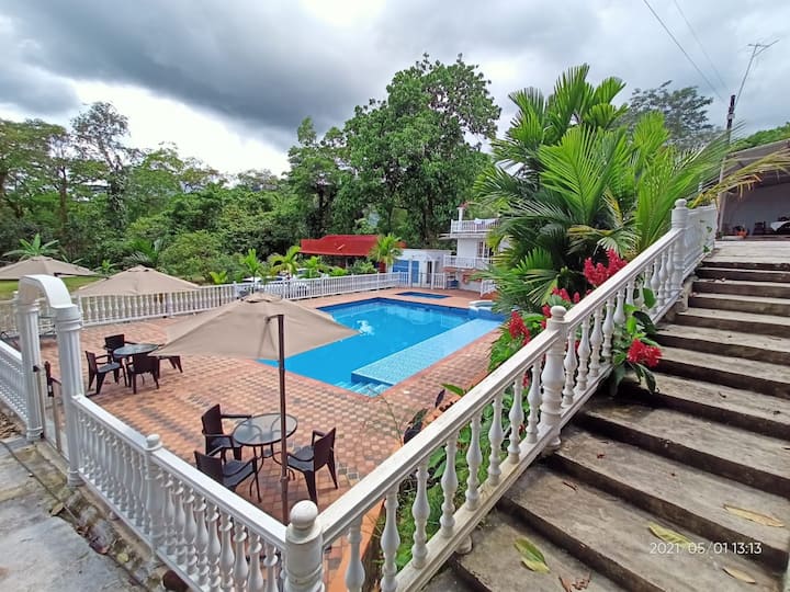 Finca Turística Rancho Casa Blanca - Restrepo