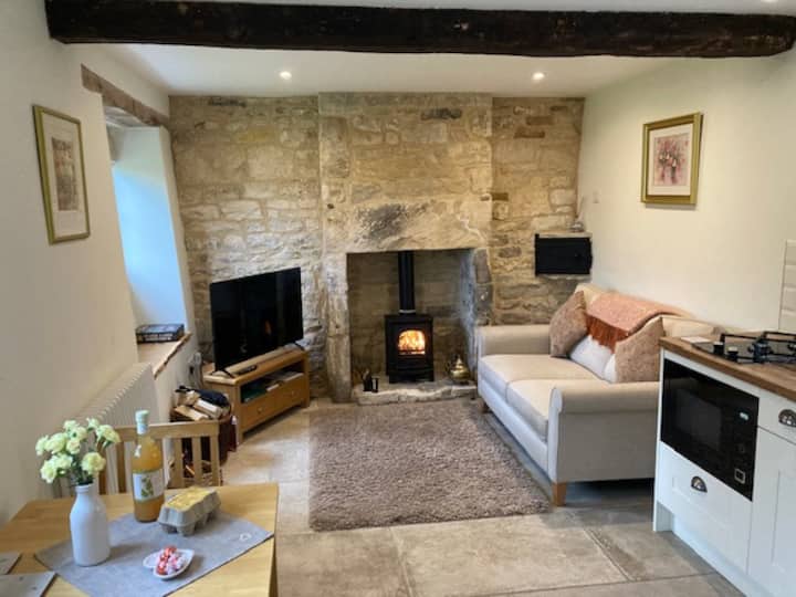 Charming One Bed Detached Cottage In The Cotswolds - Stroud, UK