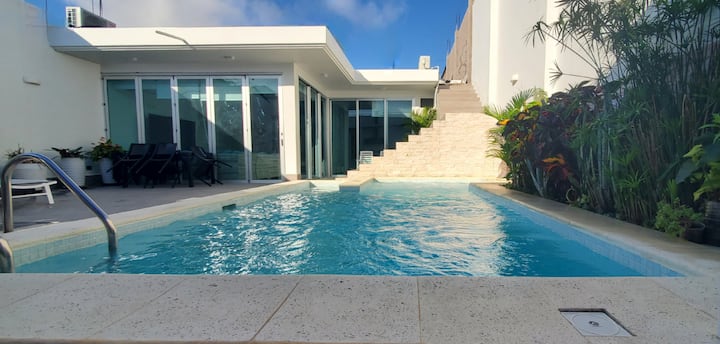 Villa Bonita! - Galápagos Islands