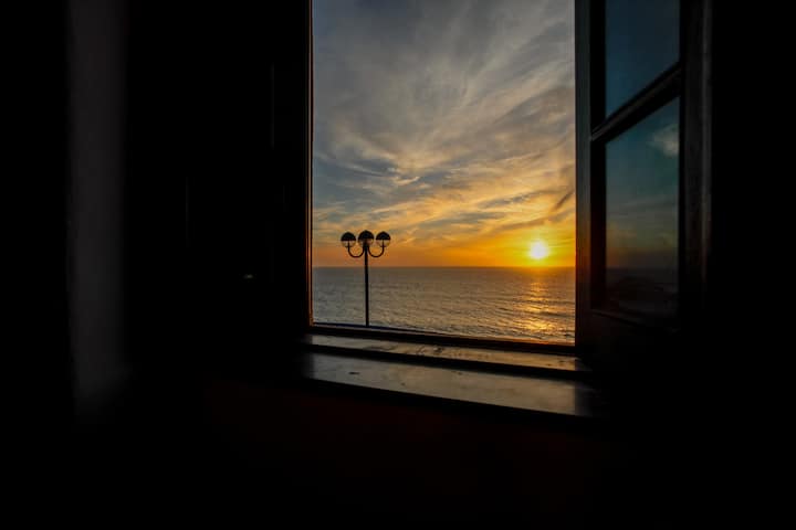 Cure Temple -  A Little Temple Of Love And Joy! - Ericeira