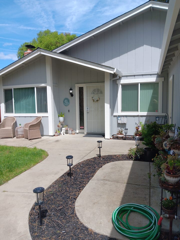 1 Or 2 Bedrooms Next To Downtown Sacramento/river - Sacramento, CA
