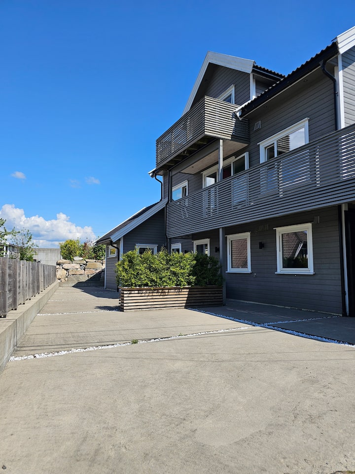 Lys Og Moderne Leilighet Sentralt I Kristiansand - Kristiansand