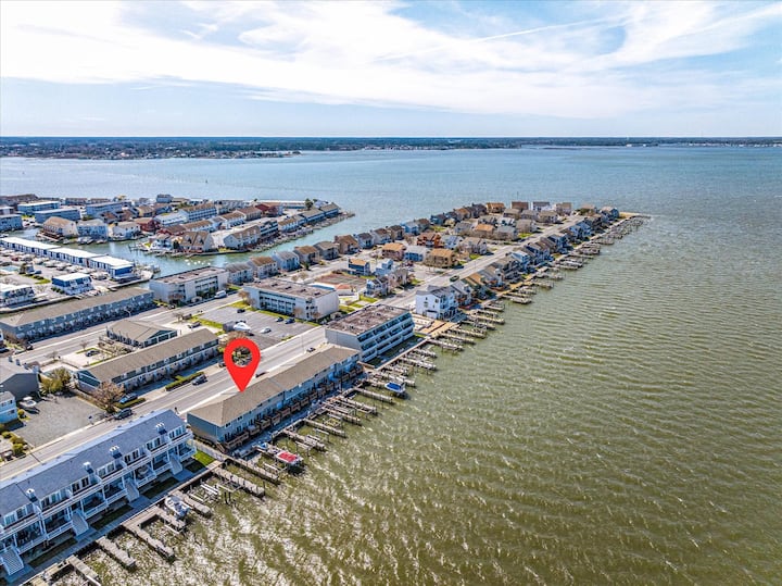 Bay Front Paradise, Best Location! Walk To Beach! - Ocean City, MD