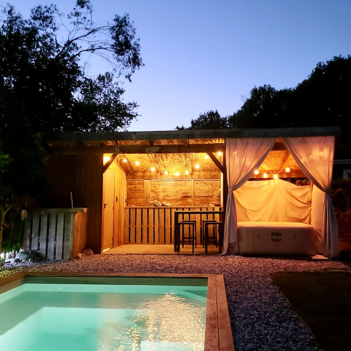 Maison Familiale, Piscine, Jeux Enfants, Pétanque. - Pays basque français