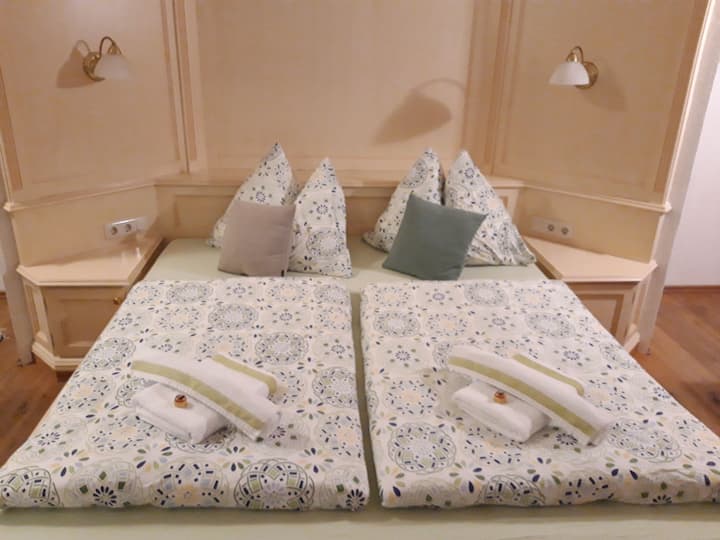 »Apartment Keppler« In Herrlicher Panoramalage - Bad Goisern