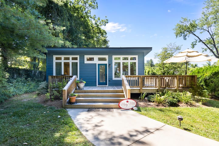 Cottage 1208 (Dog Friendly, 1.5 Miles To Downtown) - Hendersonville, NC