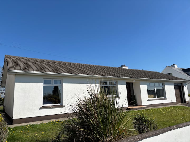 Fab Views • Walk To Town • Peaceful • Free Parking - Donegal