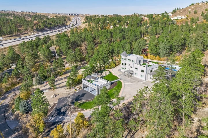 Retreat_7br_8bd_6ba_accessible_camperparking_golf - Castle Rock, CO