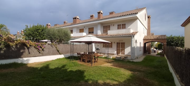 Cal Enric · House With Garden & Next To The Sea - Vilassar de Mar