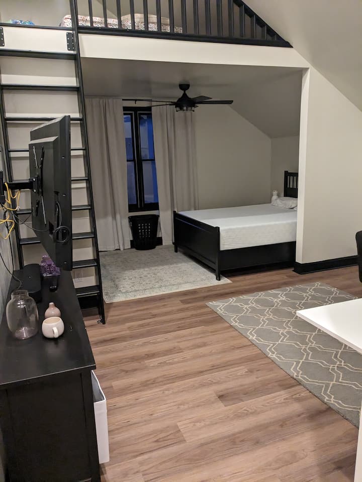 New Studio Steps From Panthers Stadium! - Wilmore - Charlotte