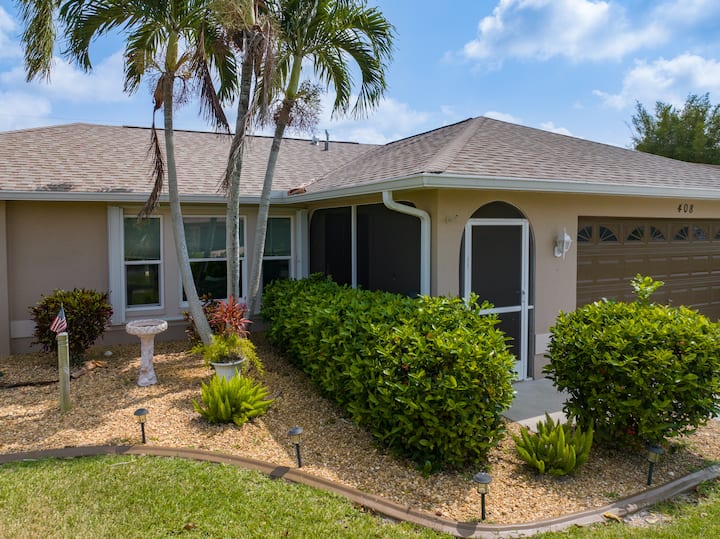 Villa Jean - Heated Pool, Cozy, Great Location! - 케이프코럴