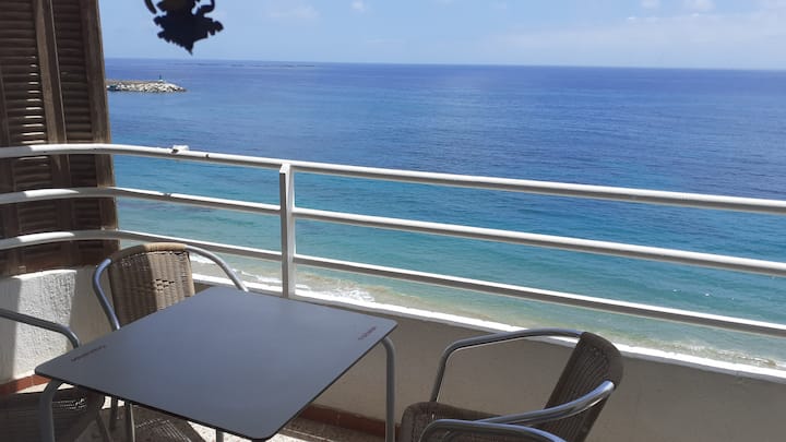 Apartamento 
2 Dormitorios , Primera Linea  Playa - Villajoyosa