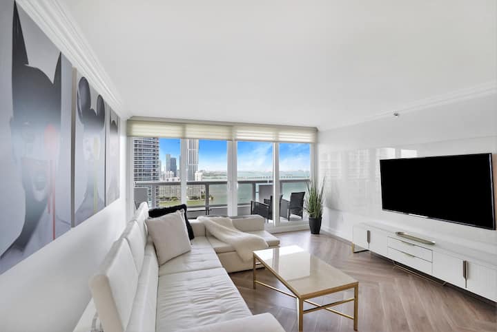 Magic City! Water And Park Views! - 마이애미