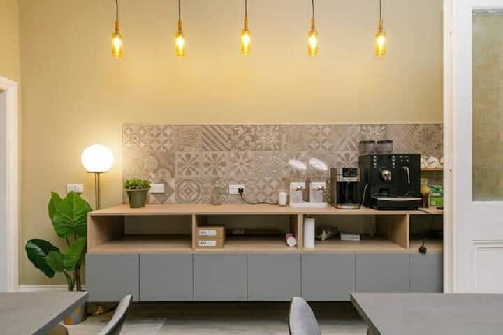 Belfast Family Hotel Room With Breakfast Included - Belfast