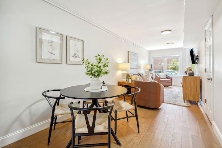 Annapolis Downtown Pleasant St Townhome 3 Bedrooms - Annapolis, MD