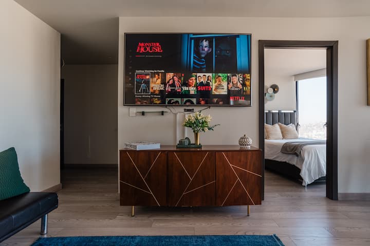 2b&2b Luxury. Views 75 Inch Tv & A/c - Tijuana