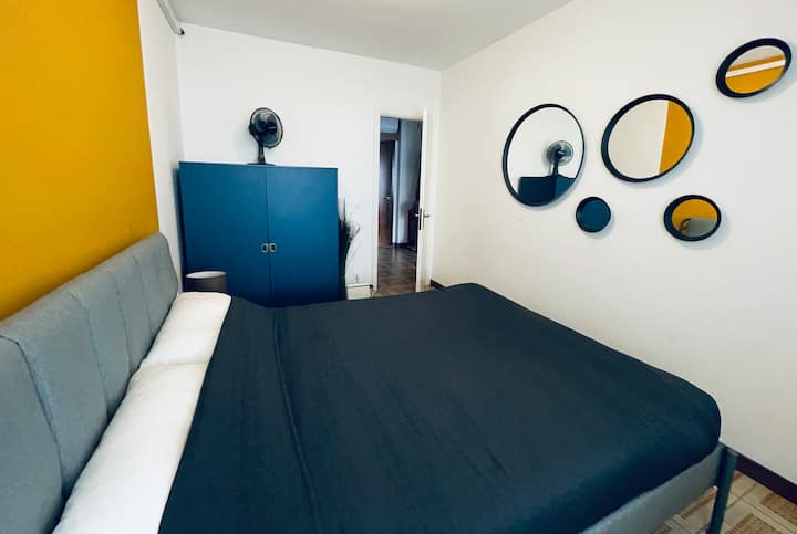 City Center With Huge Terrace - Grado