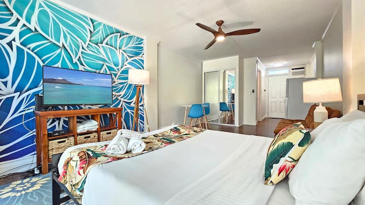 2413 401 Central Waikiki Living For Remote Workers - Honolulu