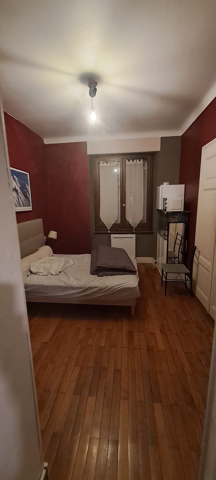 Chambre Au Centre-ville De Cluses - Cluses
