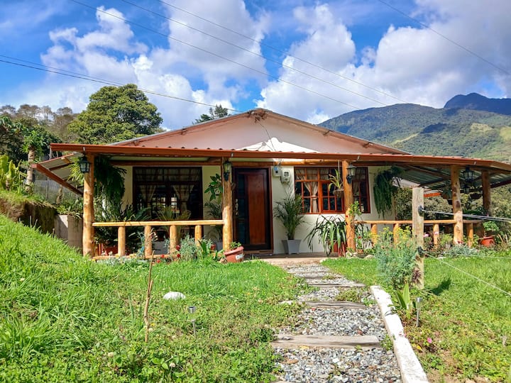 Cabaña En Las Montañas Con Vistas Espectaculares - Tungurahua