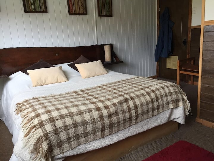 Hostal Amerindia Patagonia. Habitación Triple - Puerto Natales